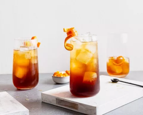 Spritz café infusé à froid et orange | Redpath Sugar